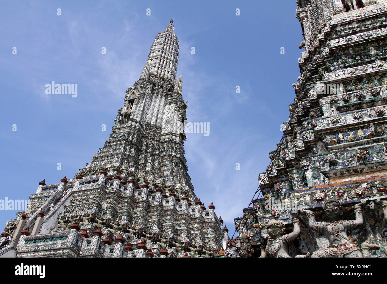 Chinesisches Porzellan prang im Wat Arun, der Tempel der Morgenröte in ...