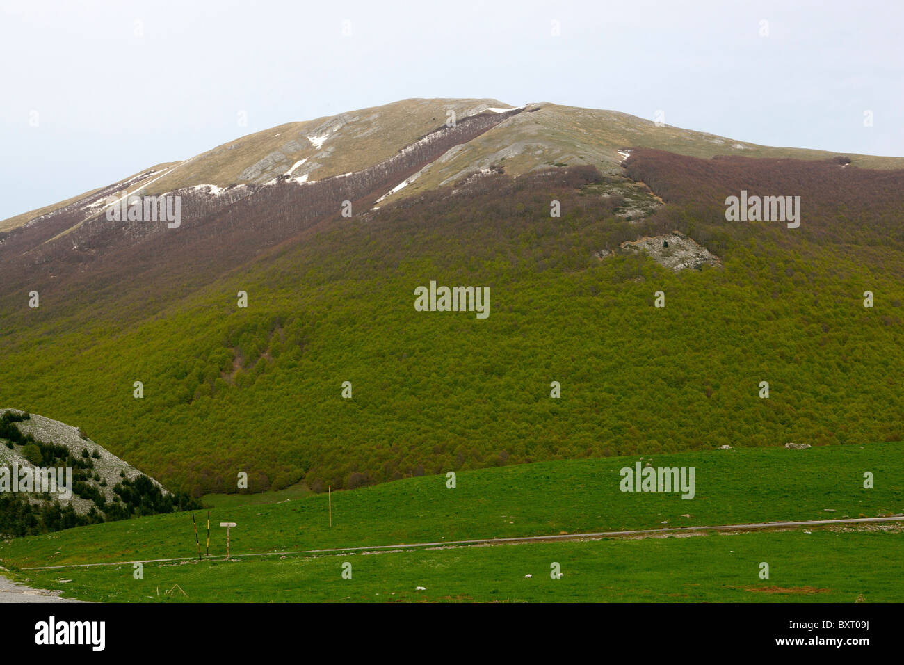 Serra del Prete Berg von De Gasperi-Hütte, Nationalpark Pollino ...