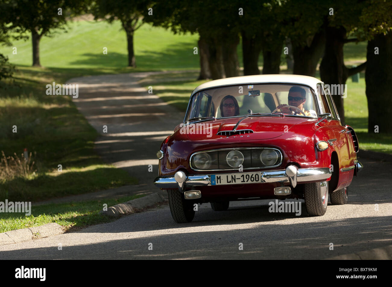 Tatra 603 -Fotos und -Bildmaterial in hoher Auflösung – Alamy