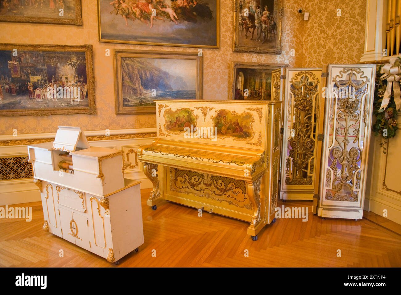 Palmen strand bilder -Fotos und -Bildmaterial in hoher Auflösung – Alamy