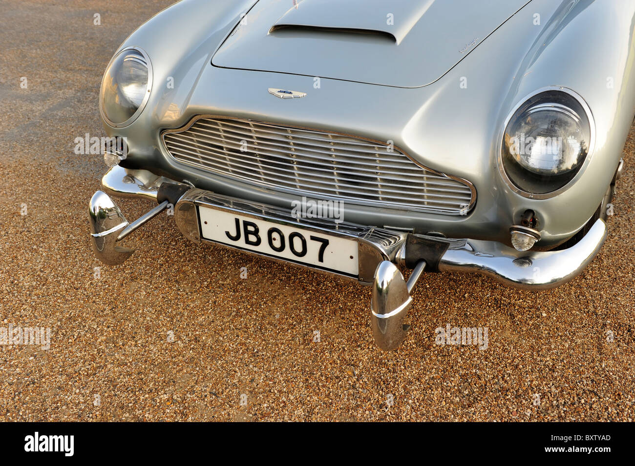 1964 James bond 007 Goldfinger Aston Martin DB5 Stockfotografie - Alamy