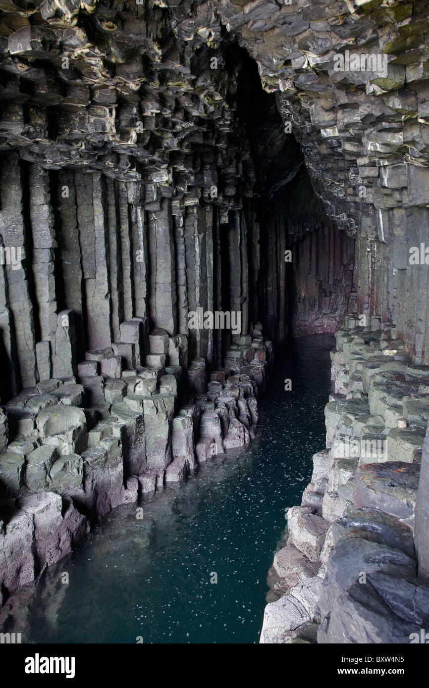 Grotte de fingal dans lile de staffa Stockfotos und -bilder Kaufen - Alamy