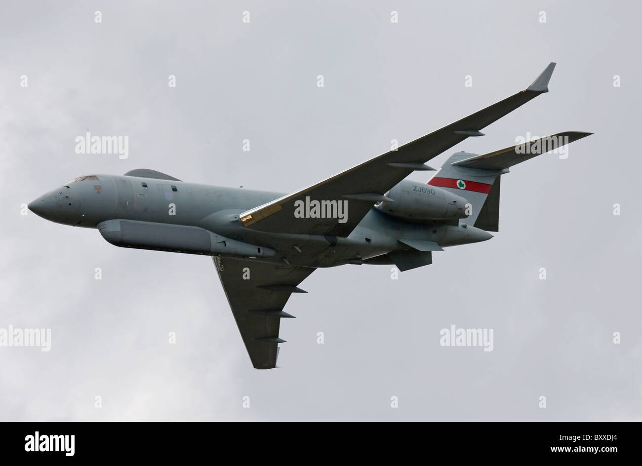 Bombardier sentinel r1 -Fotos und -Bildmaterial in hoher Auflösung – Alamy