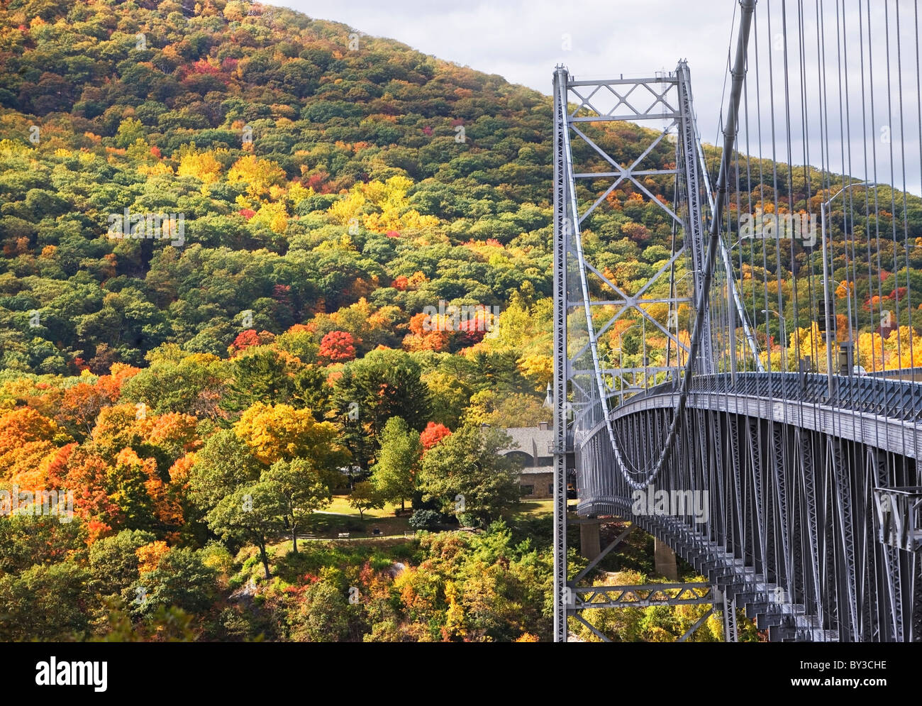 Bear mountain bridge -Fotos und -Bildmaterial in hoher Auflösung – Alamy