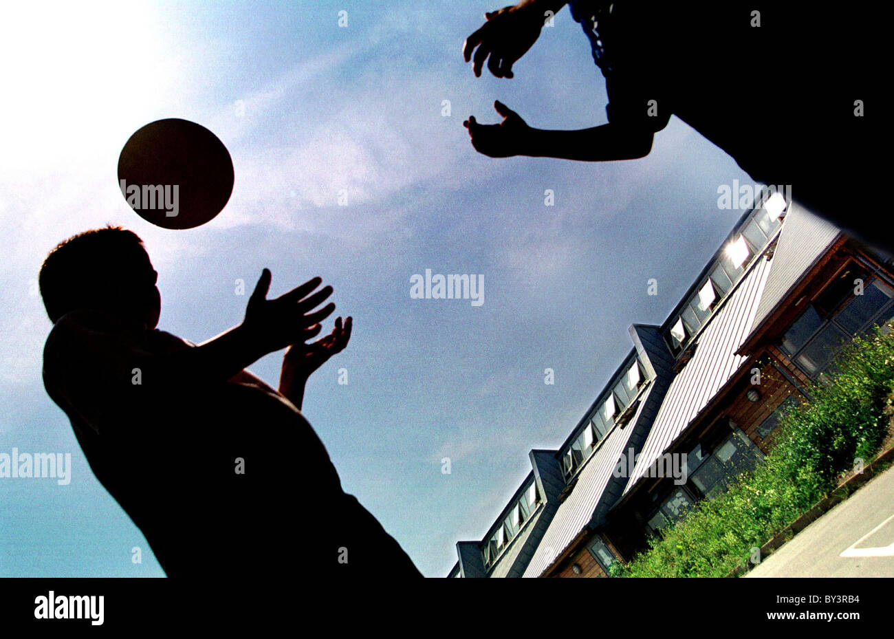 Schule silhouette -Fotos und -Bildmaterial in hoher Auflösung – Alamy