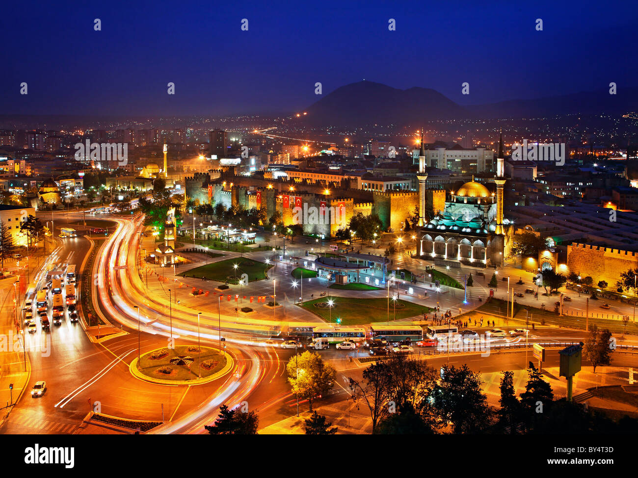 Panoramablick, Nacht auf der Stadt Kayseri, Anatolien, Türkei ...