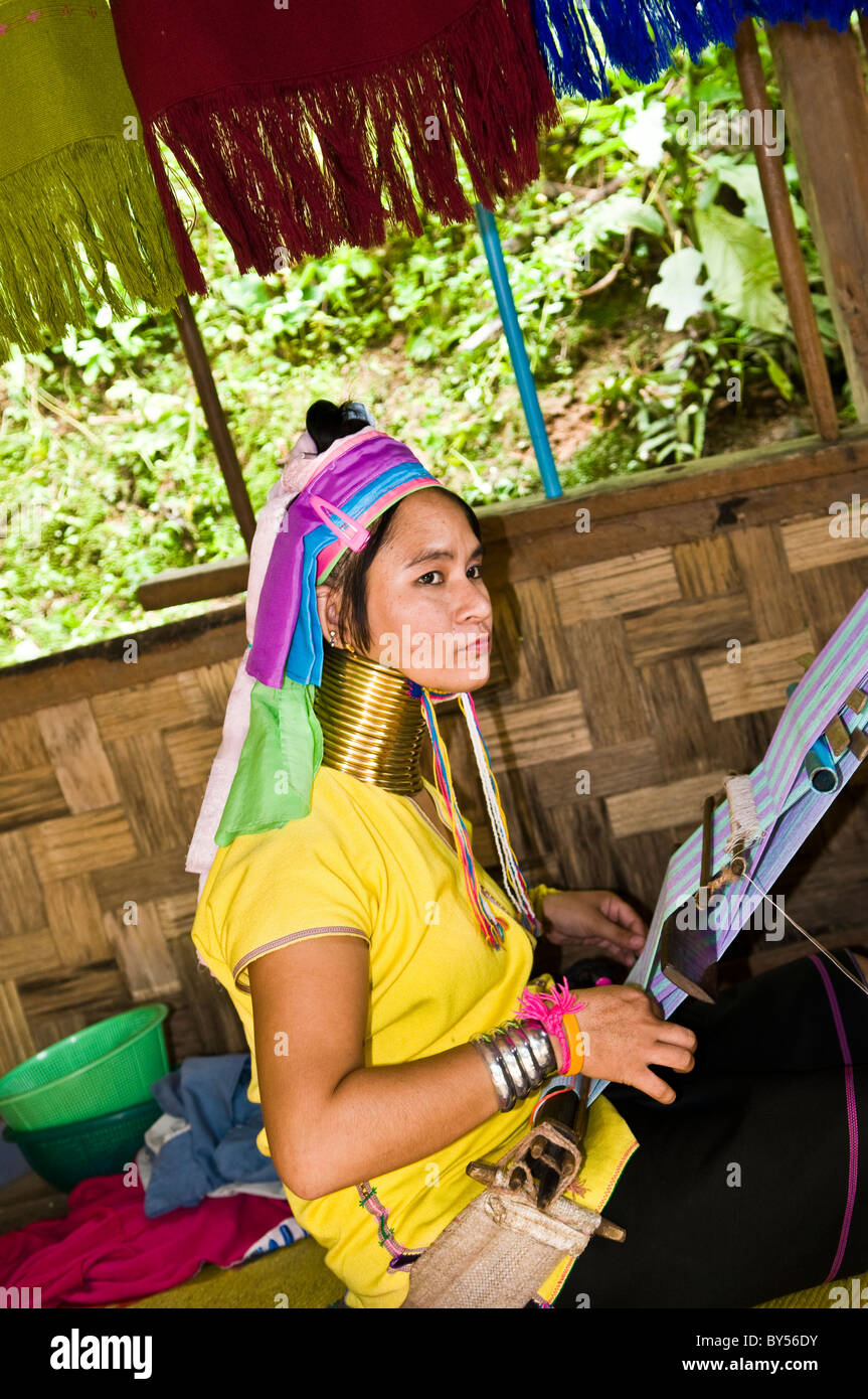 Karen padong dorf -Fotos und -Bildmaterial in hoher Auflösung – Alamy