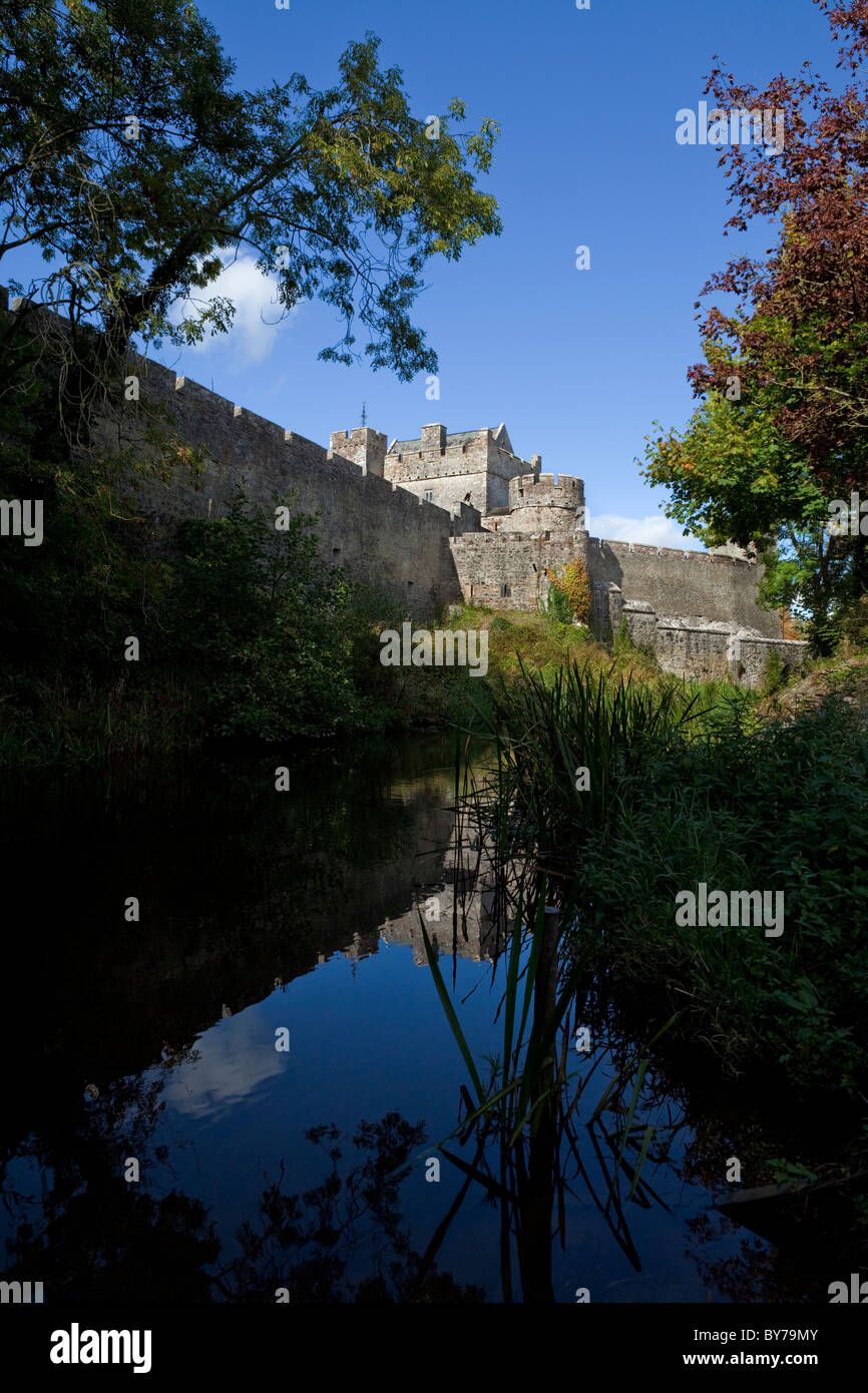 Caher burg -Fotos und -Bildmaterial in hoher Auflösung – Alamy