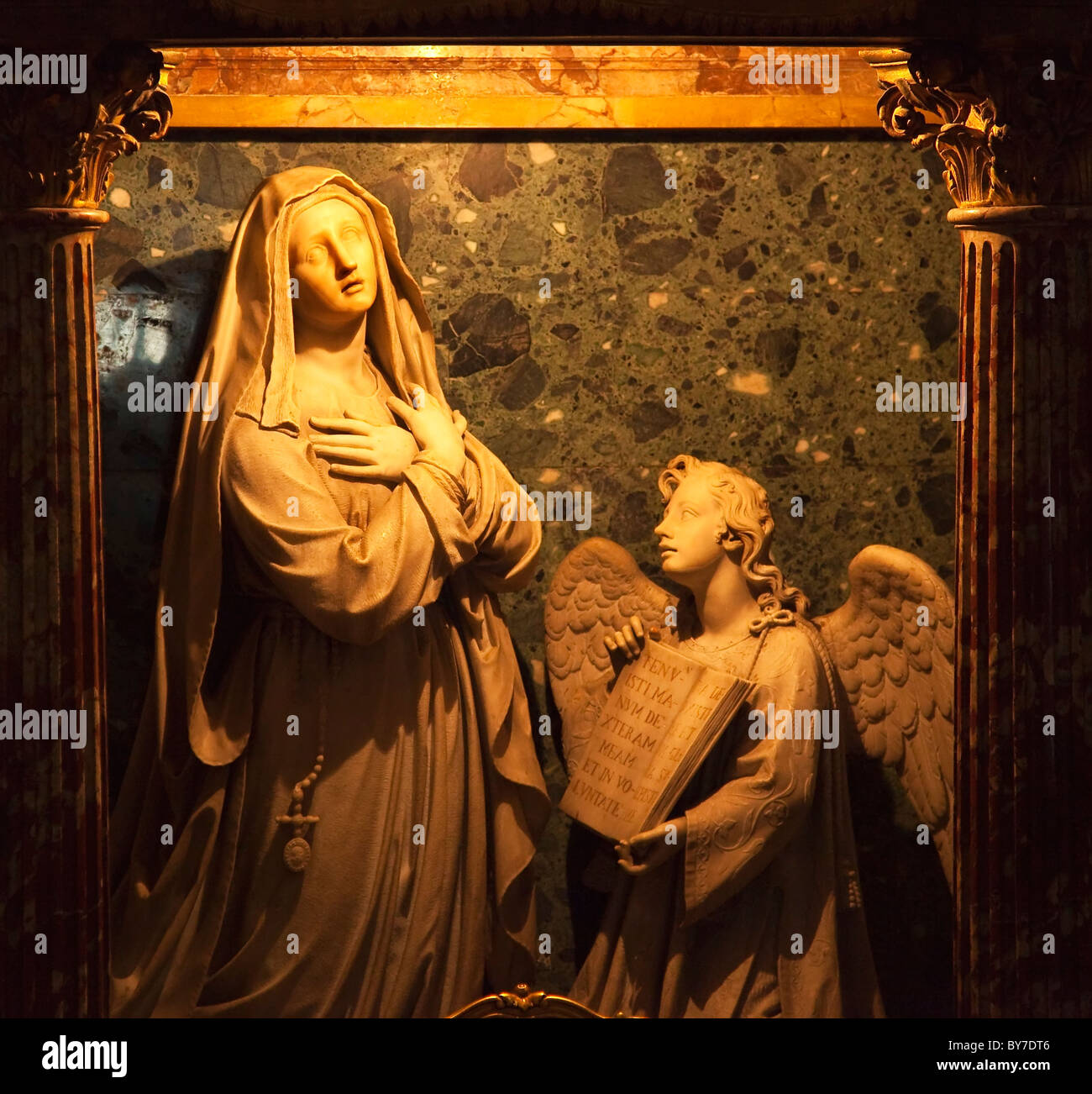 Santa francesca romana basilica -Fotos und -Bildmaterial in hoher Auflösung – Alamy