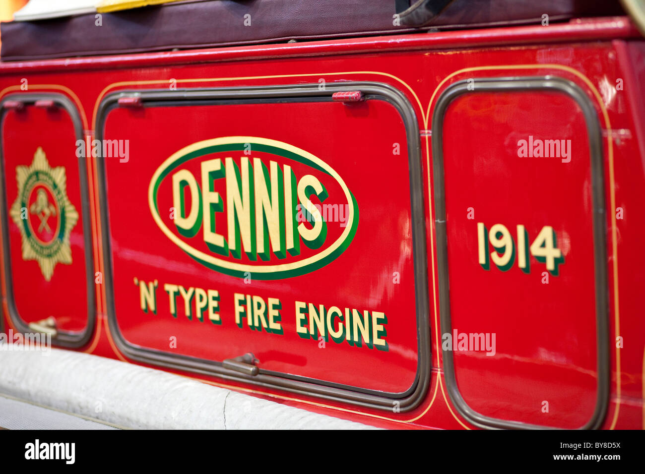 Dennis fire engine -Fotos und -Bildmaterial in hoher Auflösung – Alamy