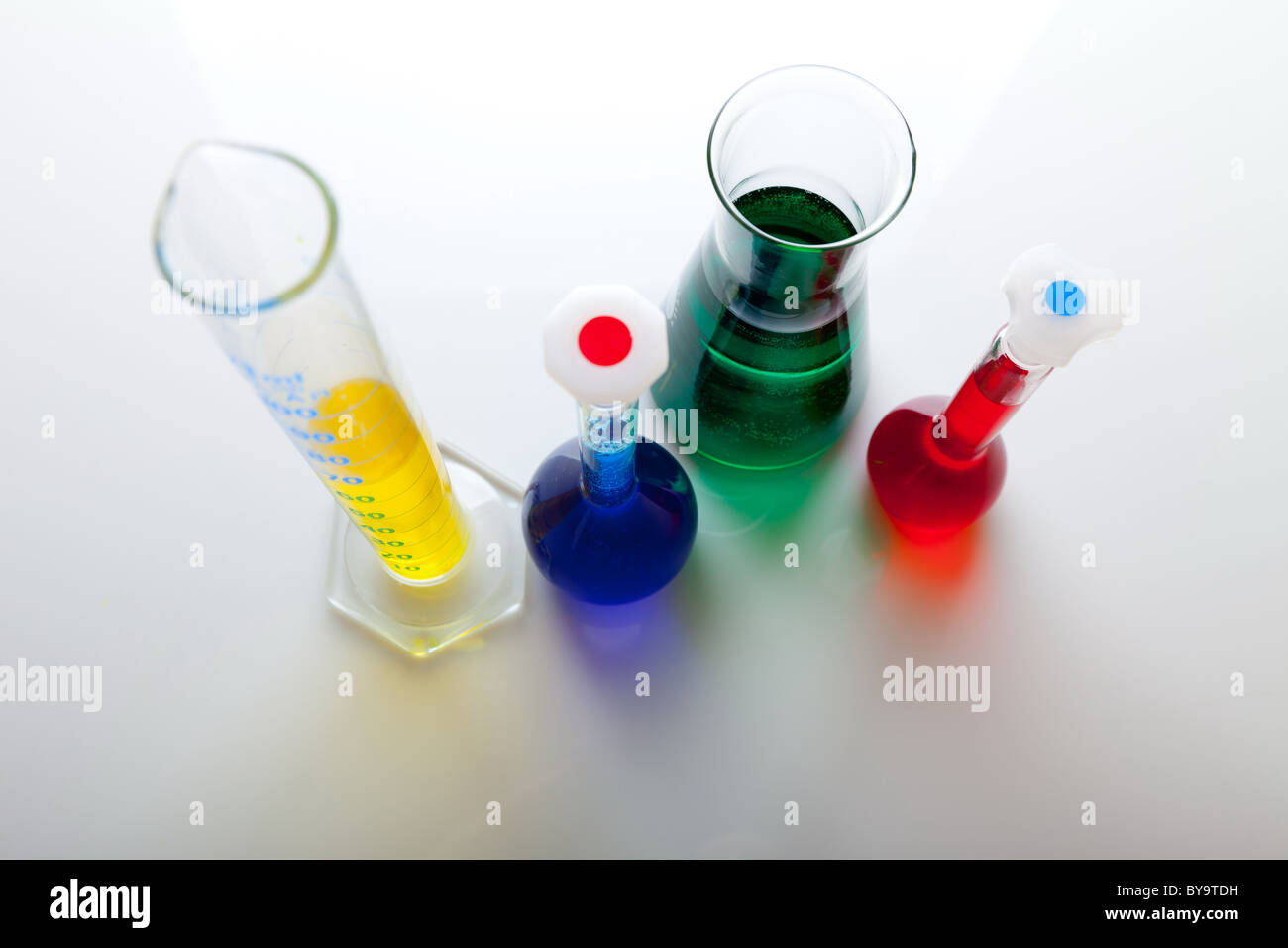 Chemie glas -Fotos und -Bildmaterial in hoher Auflösung – Alamy