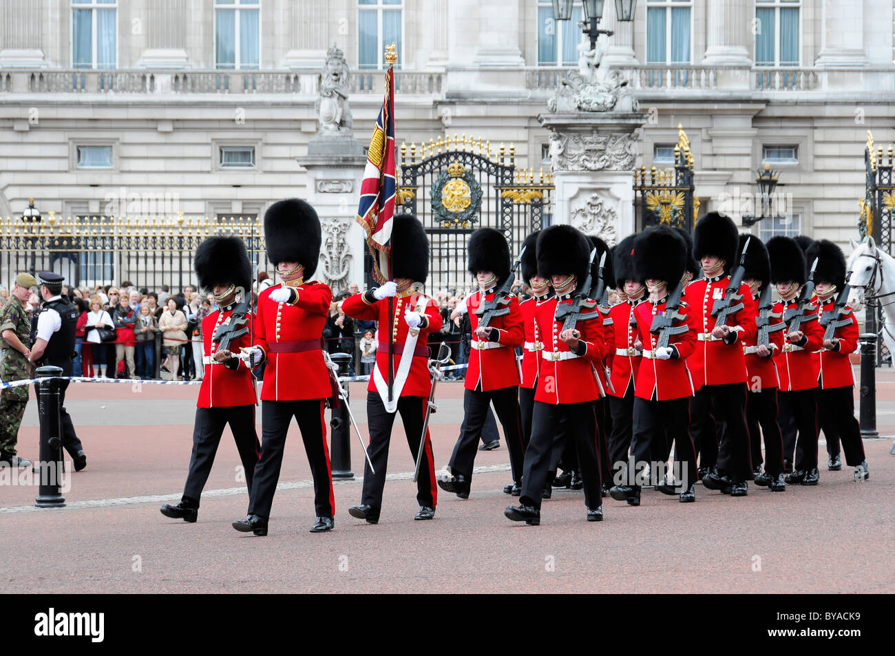 Famous Change Guards Buckingham Palace Stockfotos und -bilder Kaufen ...