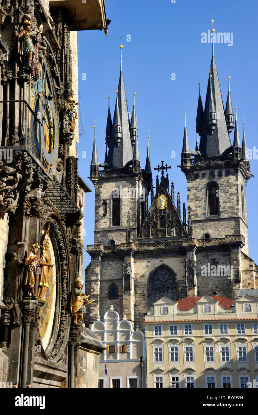 Prager altstadt astronomische uhr -Fotos und -Bildmaterial in hoher ...