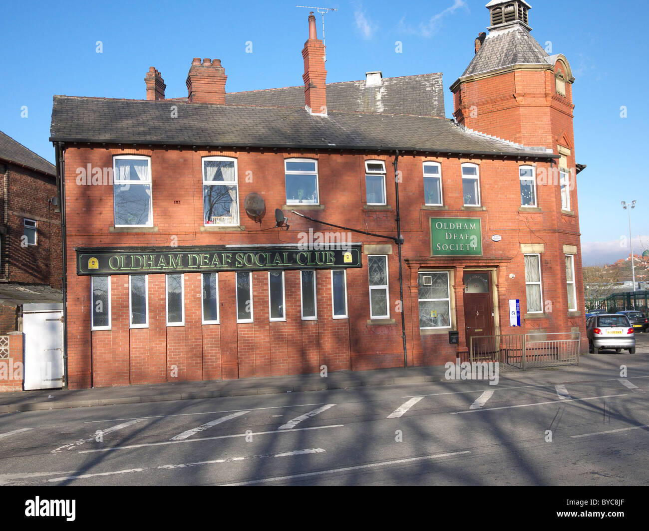 Oldham deaf social club -Fotos und -Bildmaterial in hoher Auflösung – Alamy