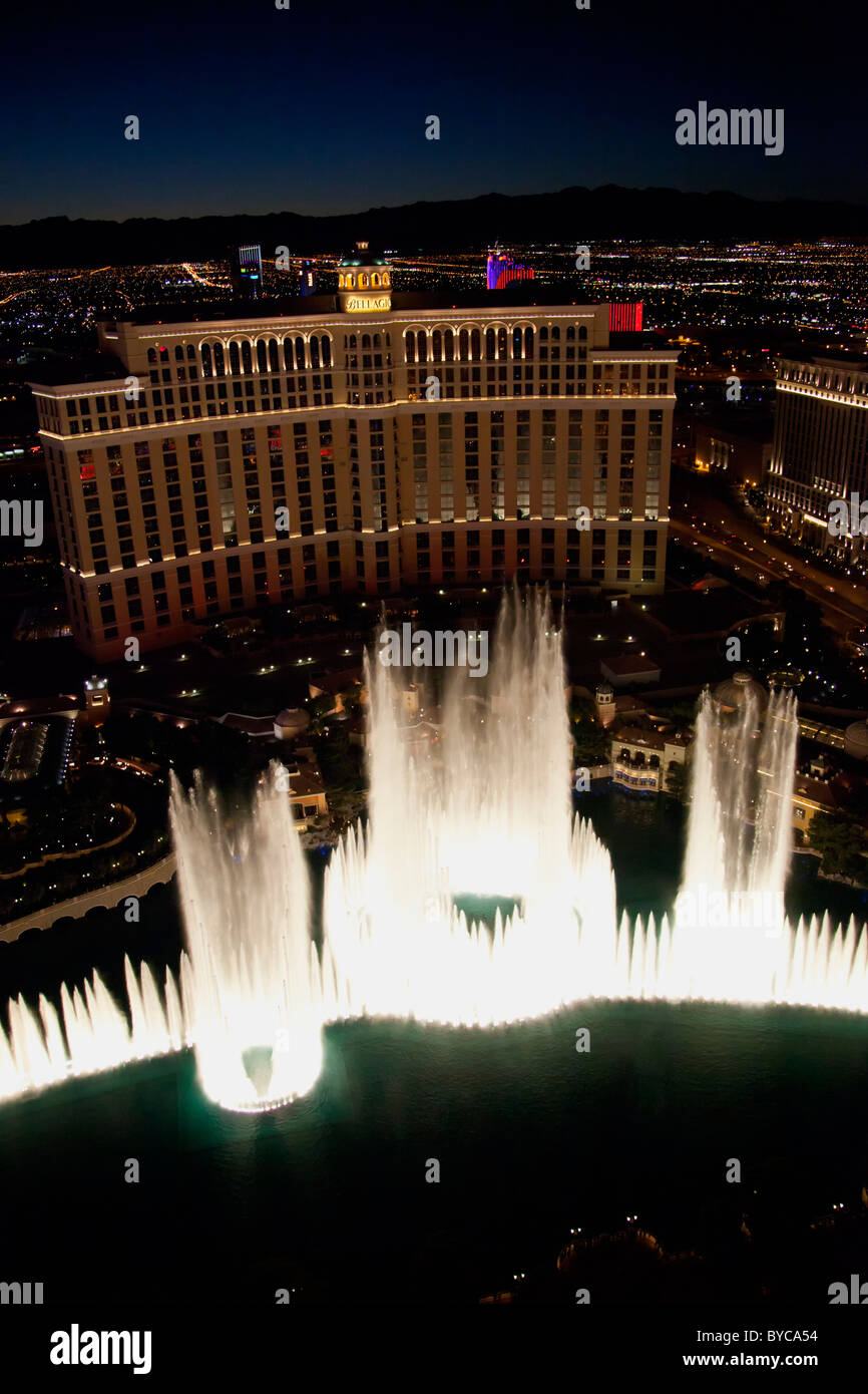 Vertikale springbrunnen -Fotos und -Bildmaterial in hoher Auflösung – Alamy