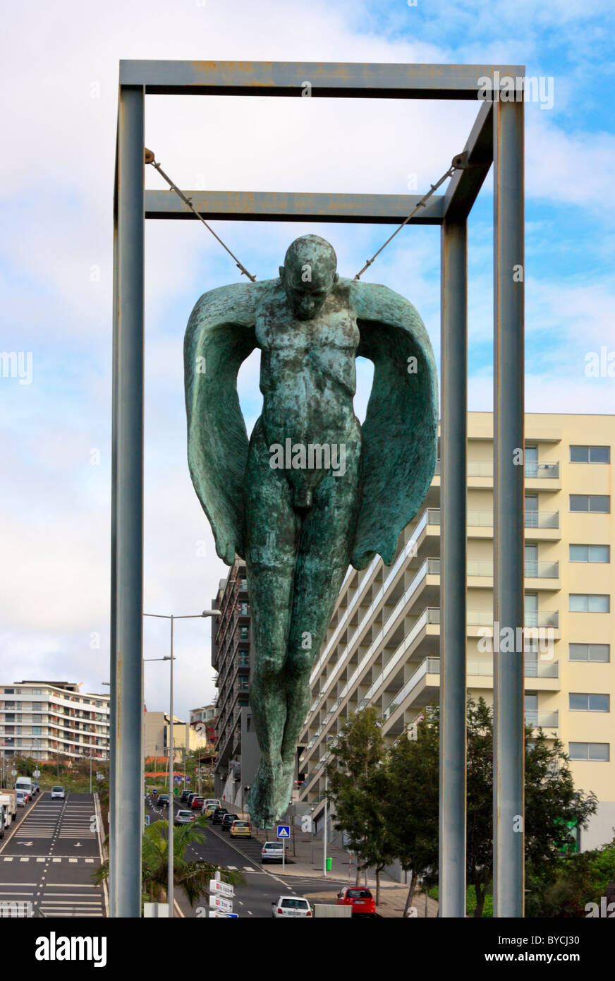 Statue of icarus -Fotos und -Bildmaterial in hoher Auflösung – Alamy