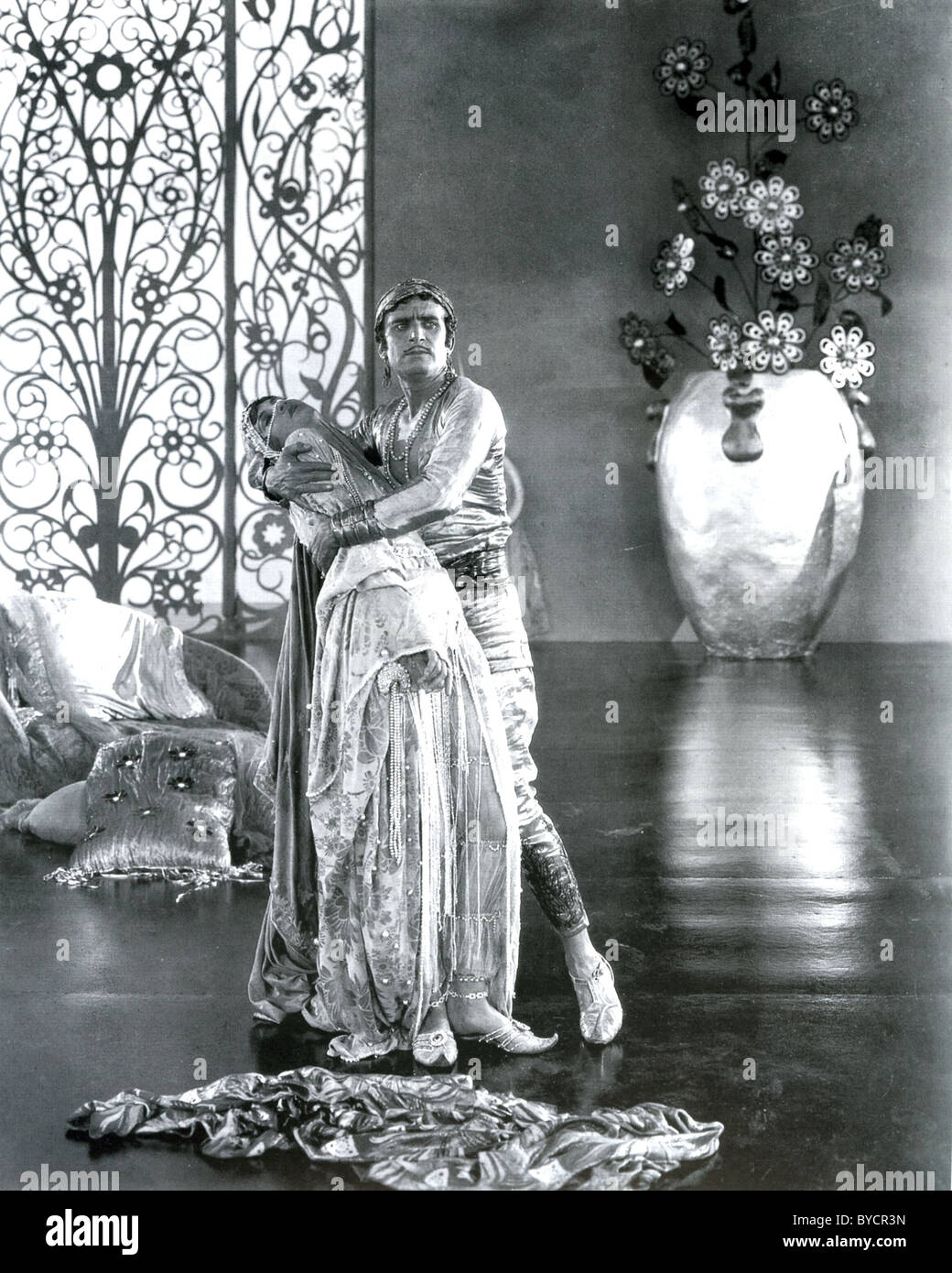 Douglas fairbanks thief bagdad 1924 -Fotos und -Bildmaterial in hoher ...