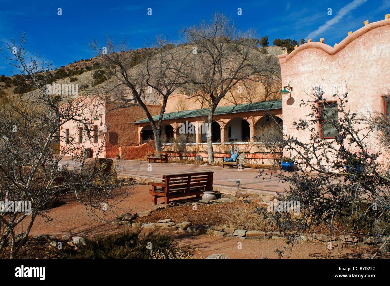 Ojo caliente hot springs -Fotos und -Bildmaterial in hoher Auflösung ...