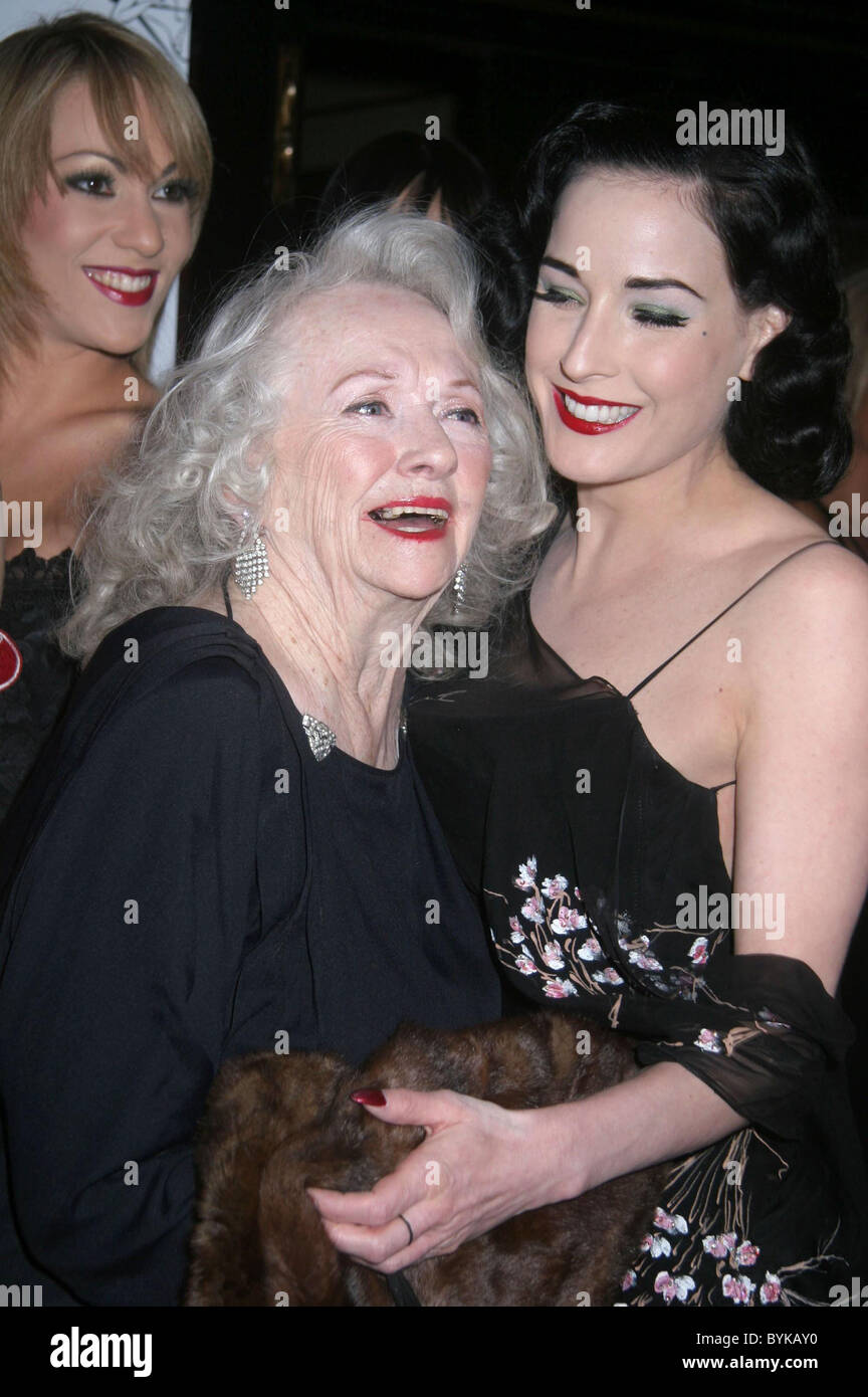 Dixie evans -Fotos und -Bildmaterial in hoher Auflösung – Alamy