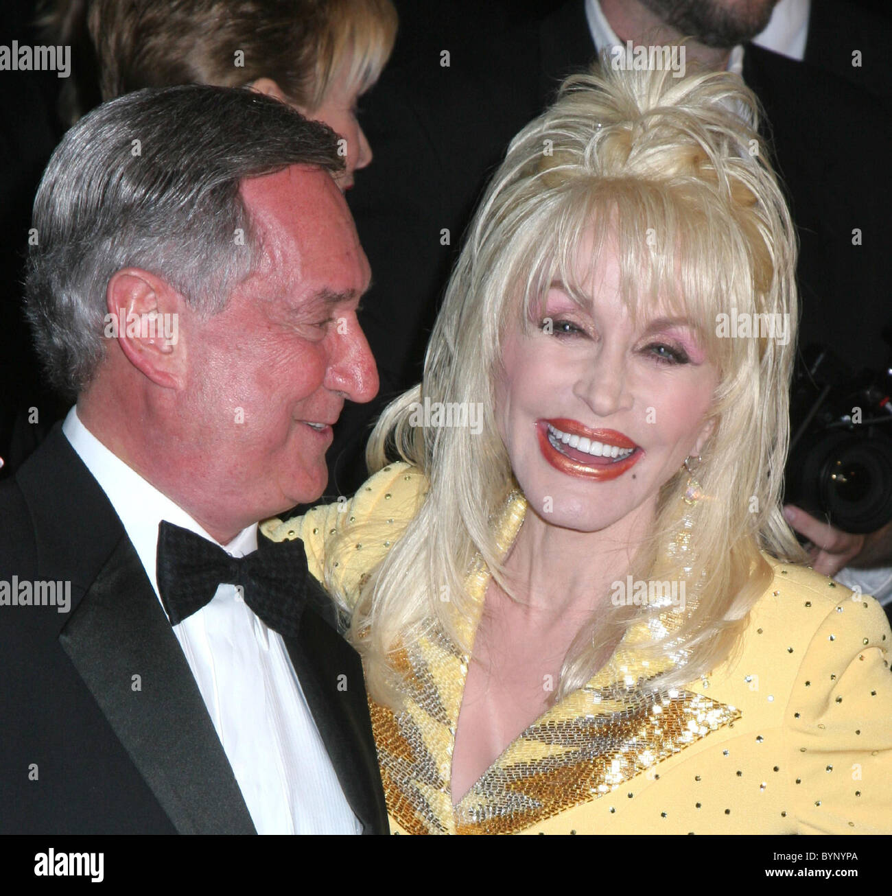 Neil Sedaka und Dolly Parton 38. jährliche Songwriters Hall Of Fame ...