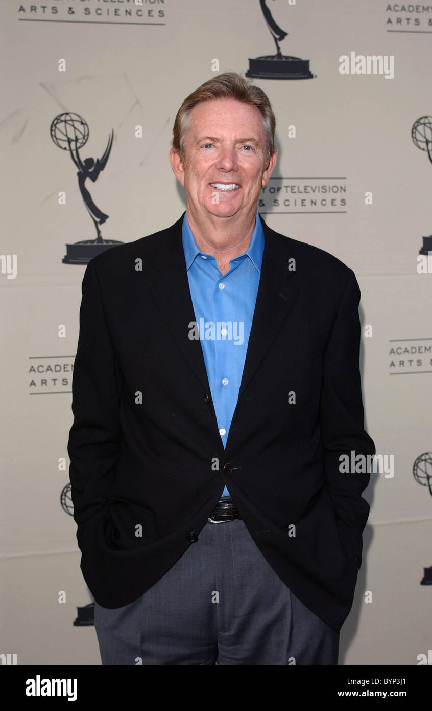 Gary Tobey der Academy of Television Arts and Science präsentiert Tony ...