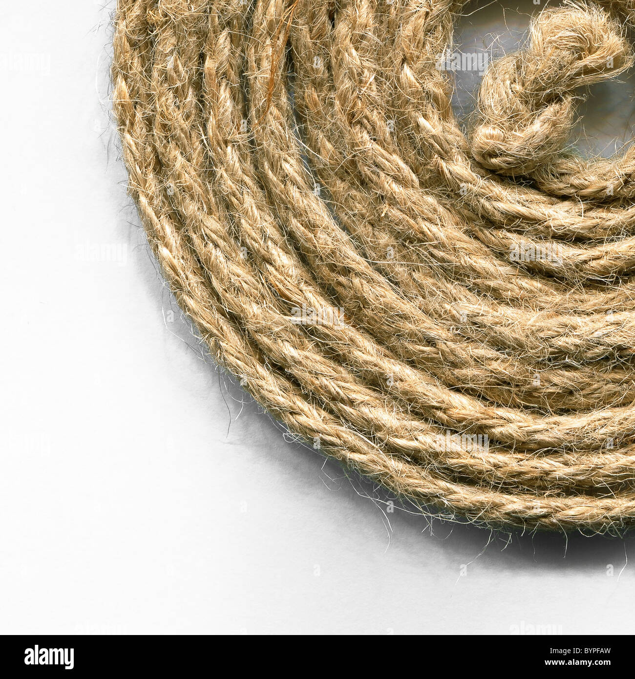 Verdrehte seilgrenze -Fotos und -Bildmaterial in hoher Auflösung – Alamy