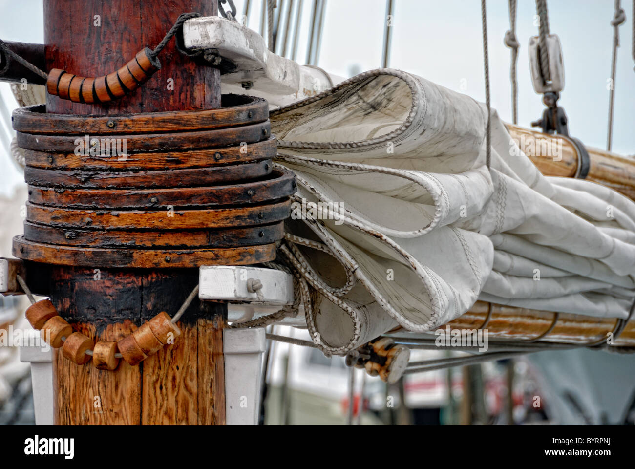 Sails furled -Fotos und -Bildmaterial in hoher Auflösung – Alamy