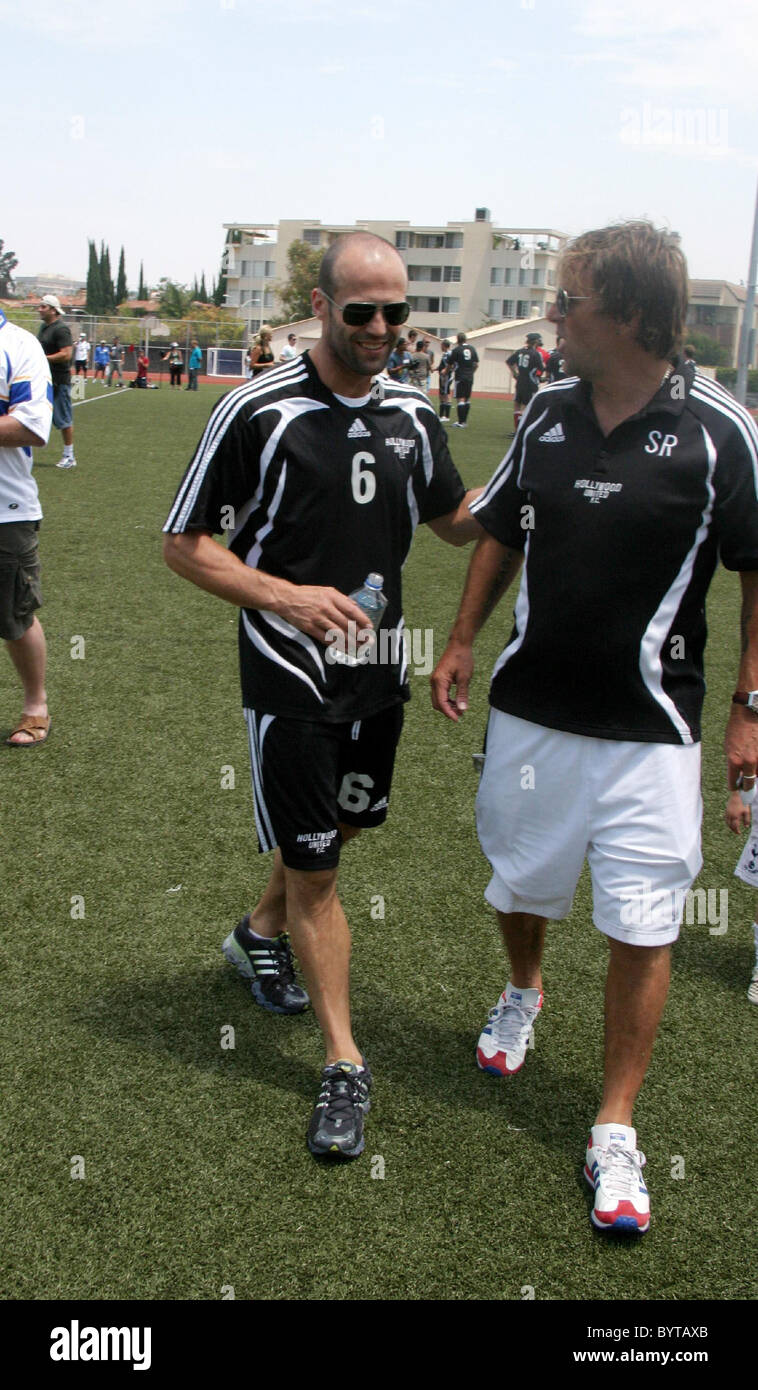 Jason Statham "Fußball für die Überlebenden" Promi-Fußballspiel ...