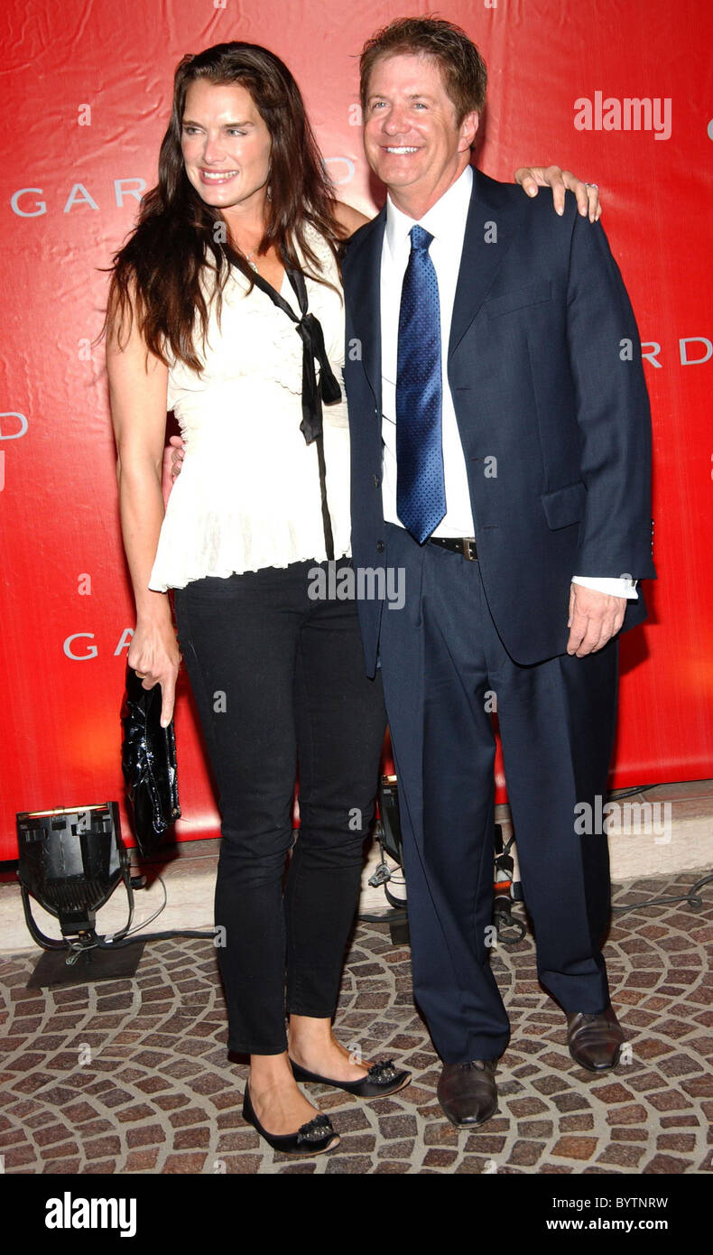Brooke Shields und Robert Procop legendären Juwelier Garrard feiert die ...