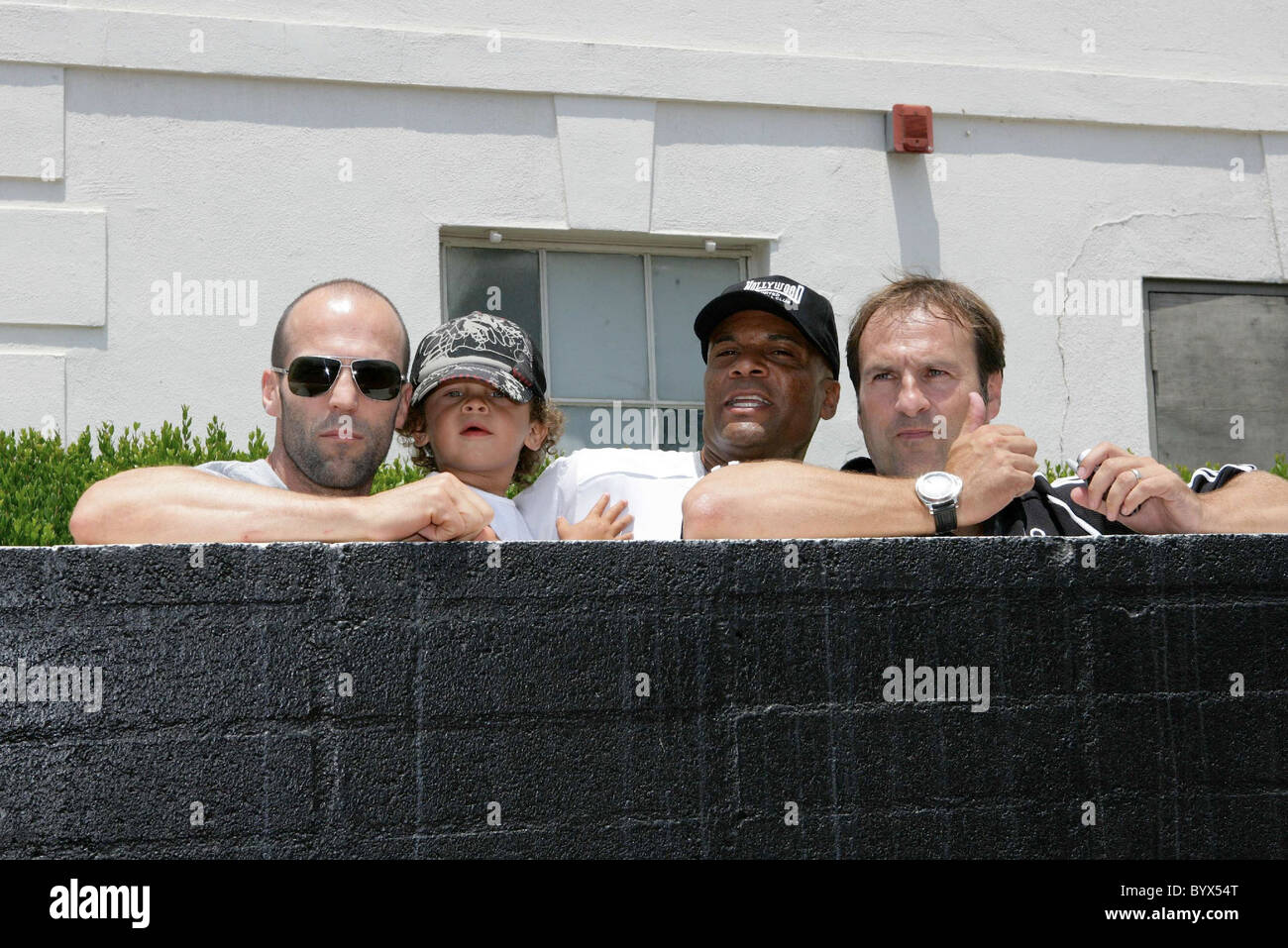Jason Statham "Fußball für die Überlebenden" Promi-Fußballspiel ...