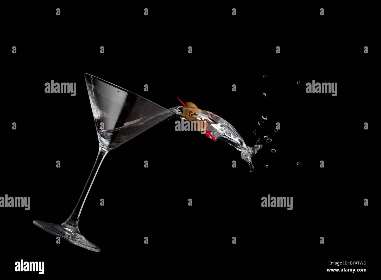 Getränk verschütten -Fotos und -Bildmaterial in hoher Auflösung – Alamy