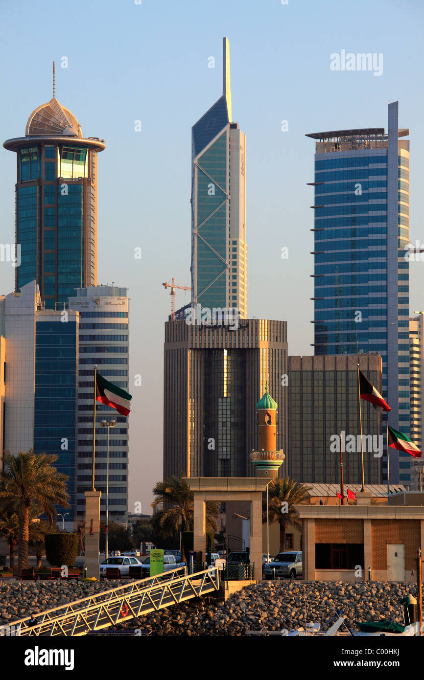 Kuwait, Kuwait-Stadt, Skyline, Hochhäuser Stockfotografie - Alamy