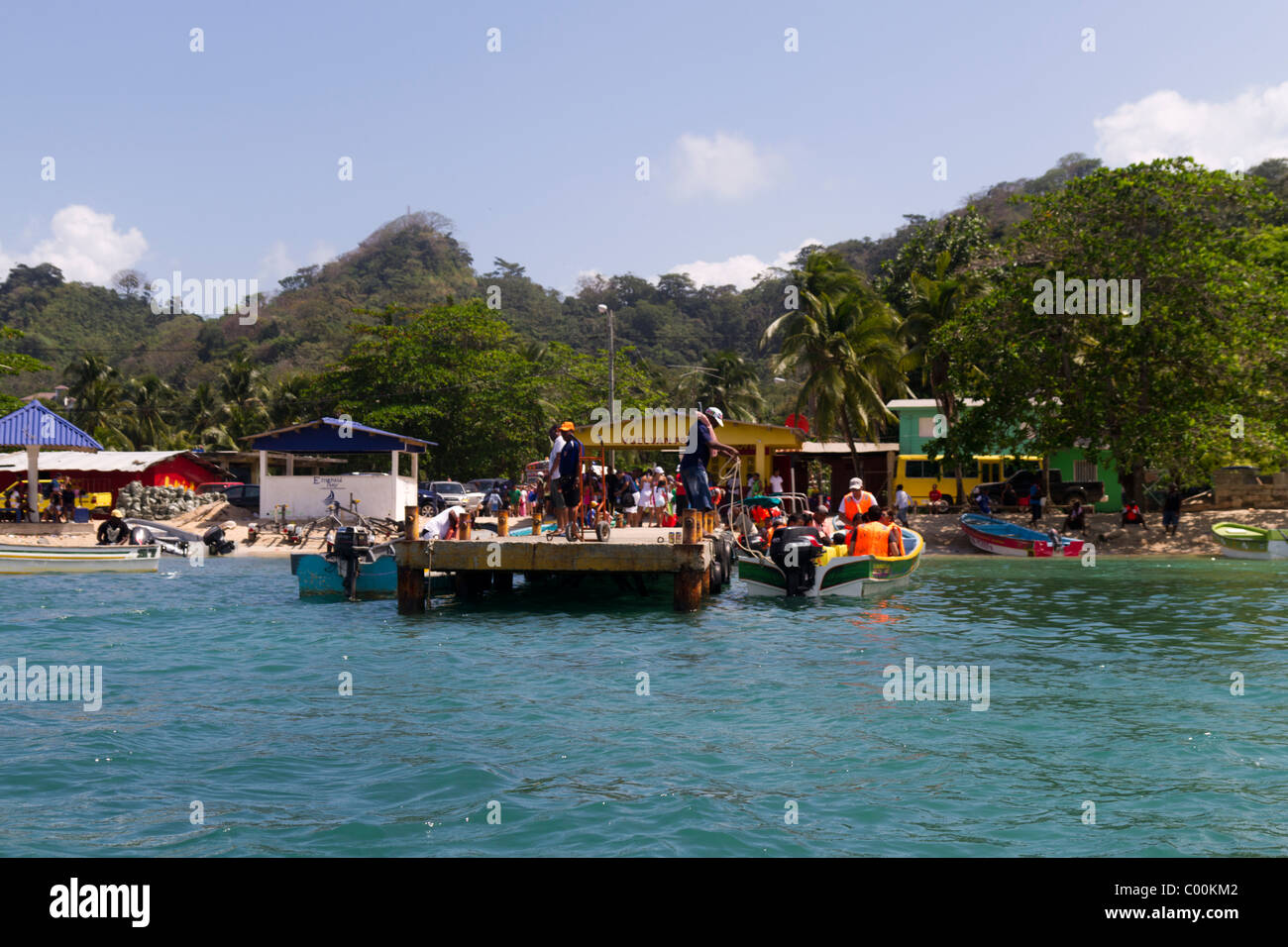 Isla grande colon panama -Fotos und -Bildmaterial in hoher Auflösung ...