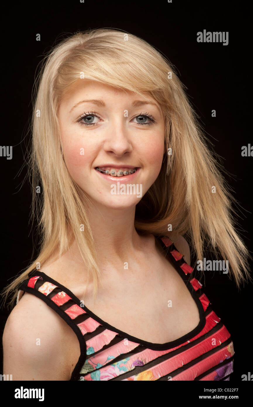 Pretty 14 Year Old Teenager Stockfotos Und Bilder Kaufen Seite 2 Alamy