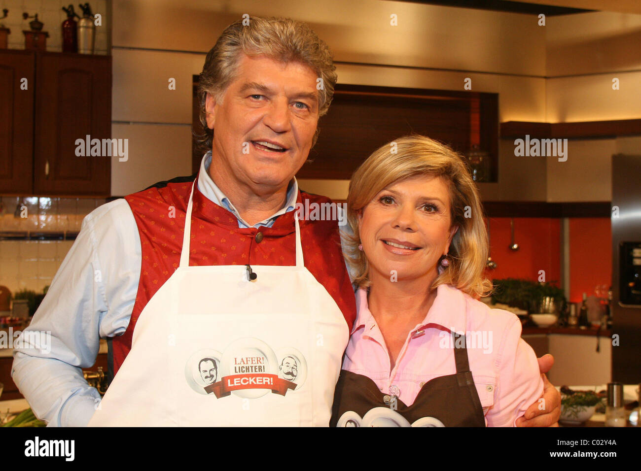 Marianne Hartl, Michael Hartl (aka Marianne & Michael) auf deutsche Küche zeigen "Lafer, Lichter ...