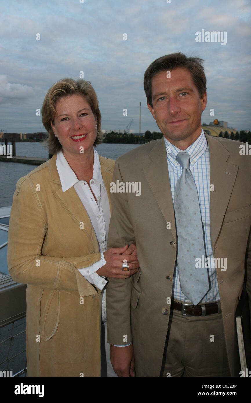 Christian Heymann (CEO Haymann-Erscheinungshaus) und seine Schwester ...