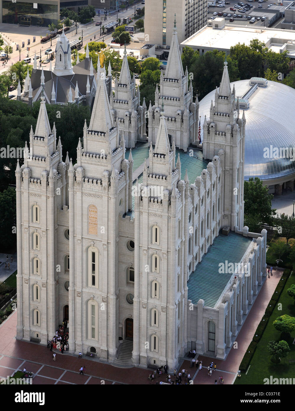 Luftaufnahme der Tempel von der Kirche von Jesus Christus von Heiligen ... Luftaufnahme der Tempel von der Kirche von Jesus Christus von Heiligen ...