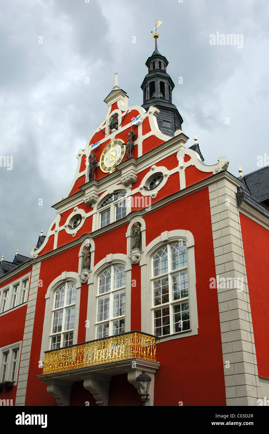 Fassaden und Giebel Ornamente der Renaissance-Rathaus in Arnstadt ...