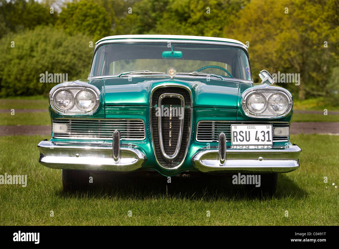 Ford edsel grill -Fotos und -Bildmaterial in hoher Auflösung – Alamy
