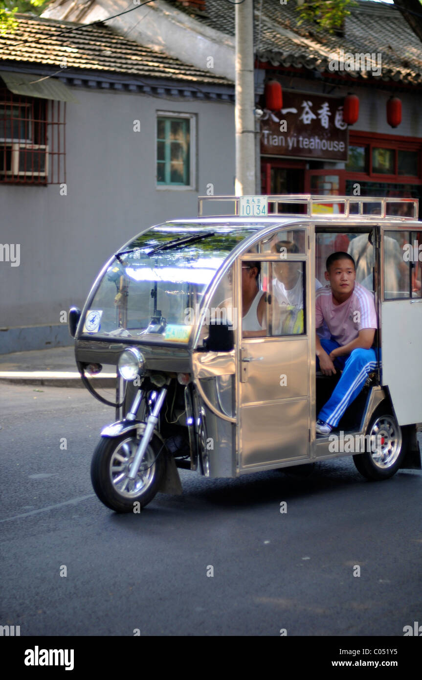 Motorisierte rikscha -Fotos und -Bildmaterial in hoher Auflösung – Alamy