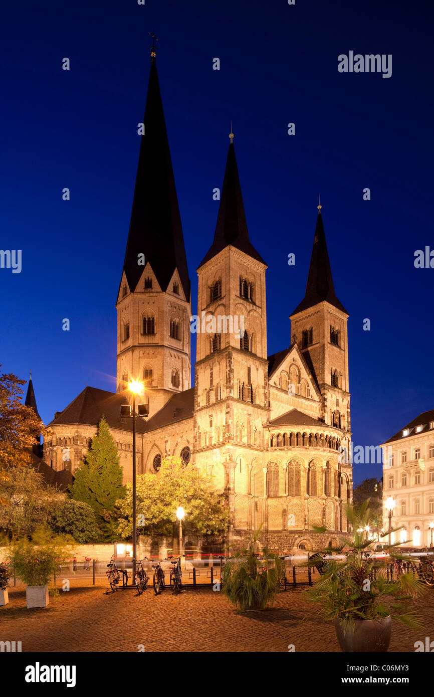 Bonner Münster, Bonn, Rheinland, Nordrhein-Westfalen, Deutschland ...