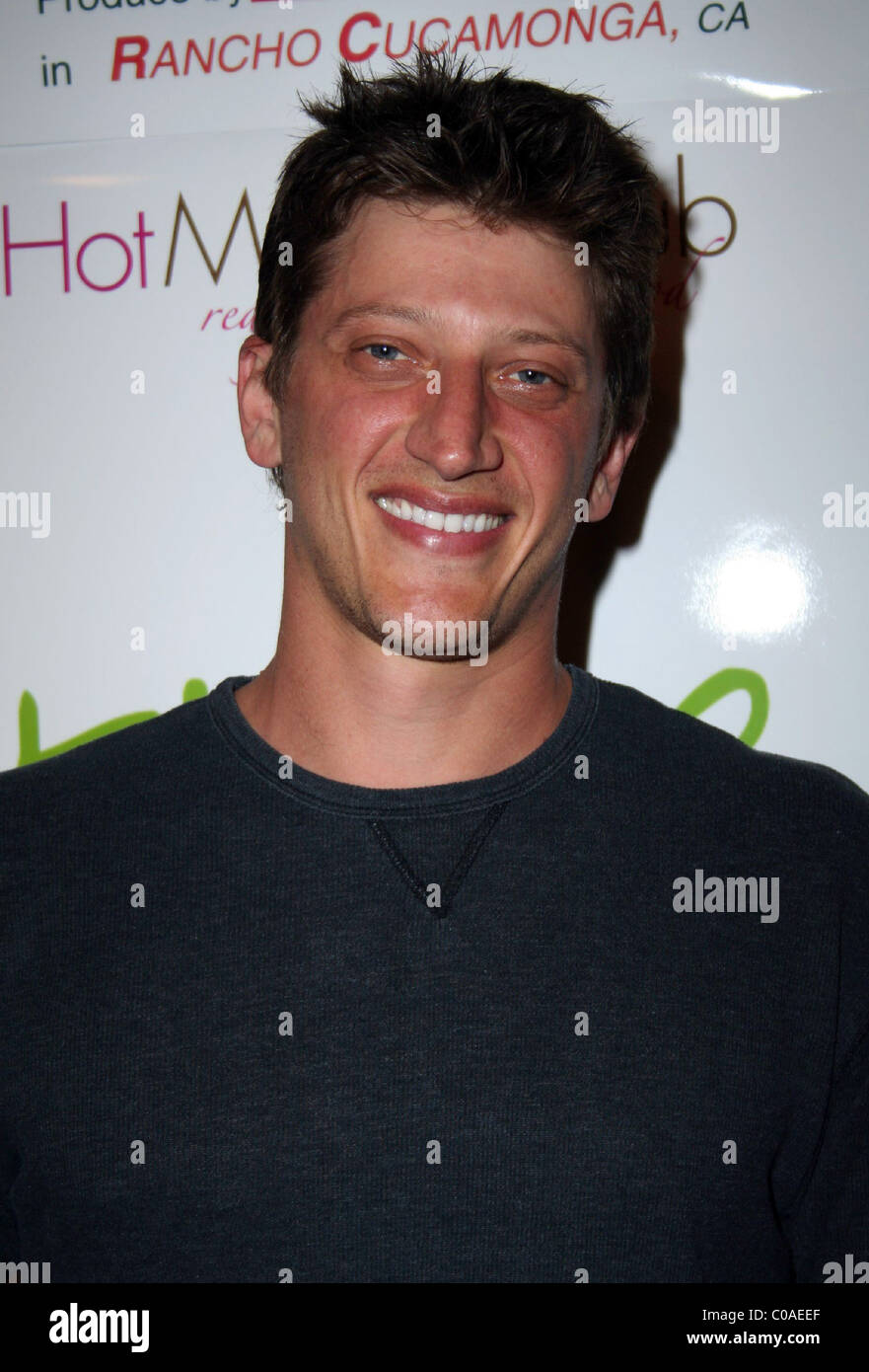 Josh Feinman Start des Hot Moms Club "Super Gemeinschaft" am Stein Rose ...