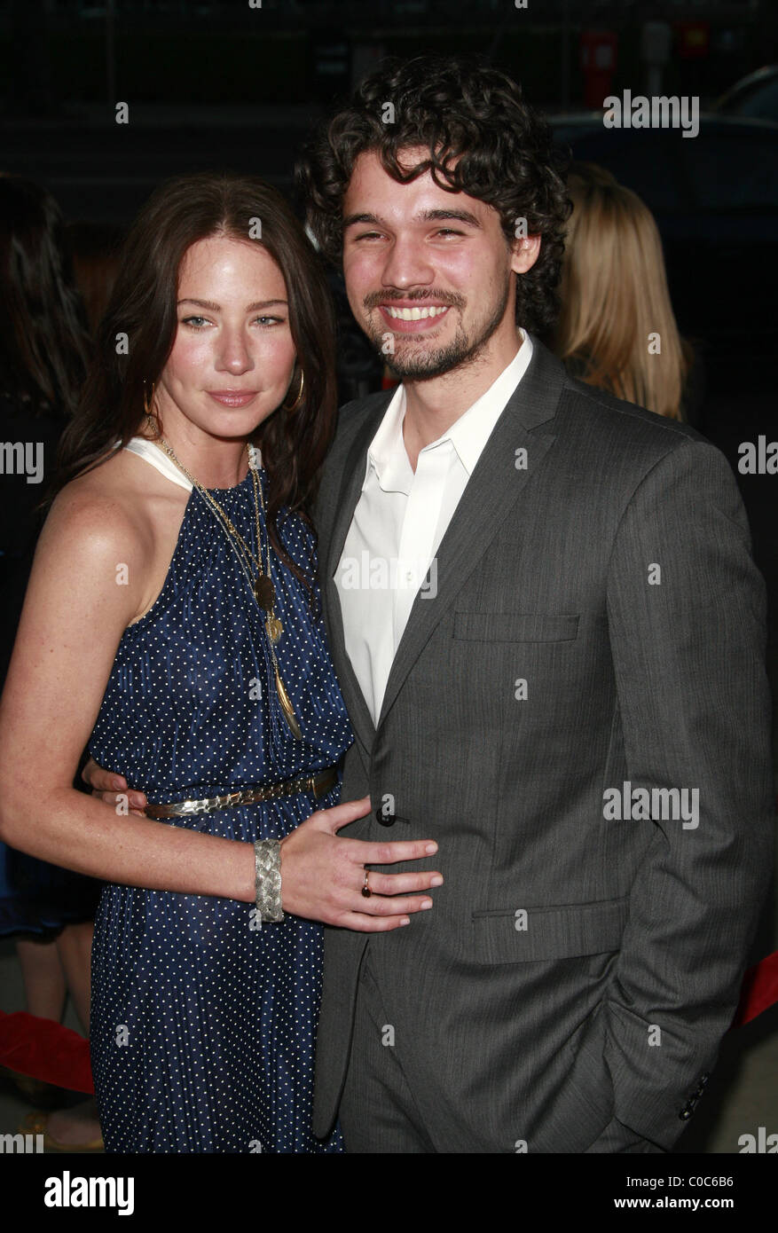 Steven Strait E Lynn Collins Lynn Collins And Steven Strait STARZ