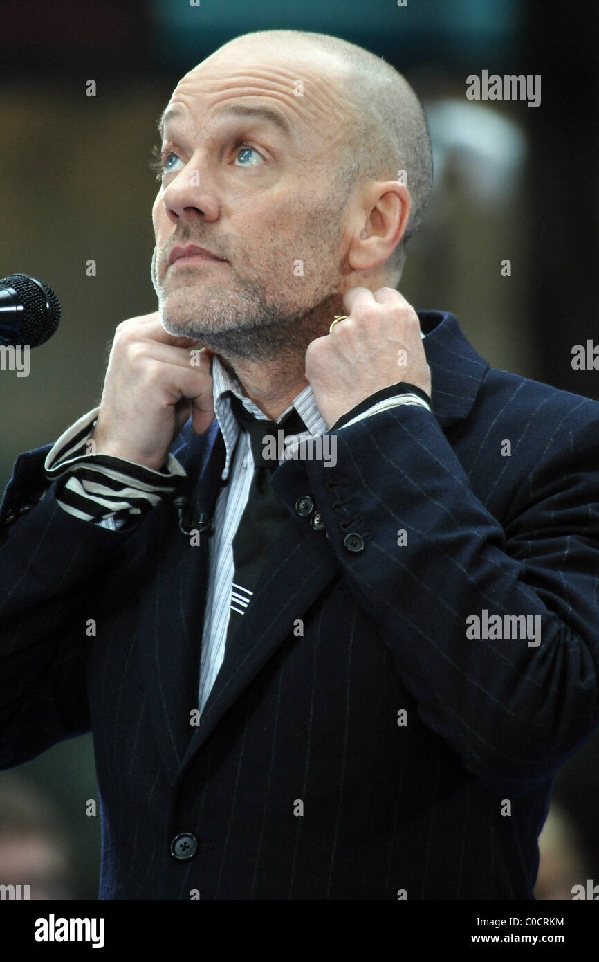 Michael Stipe R.E.M führt live auf NBC "The Today Show" Toyota ...