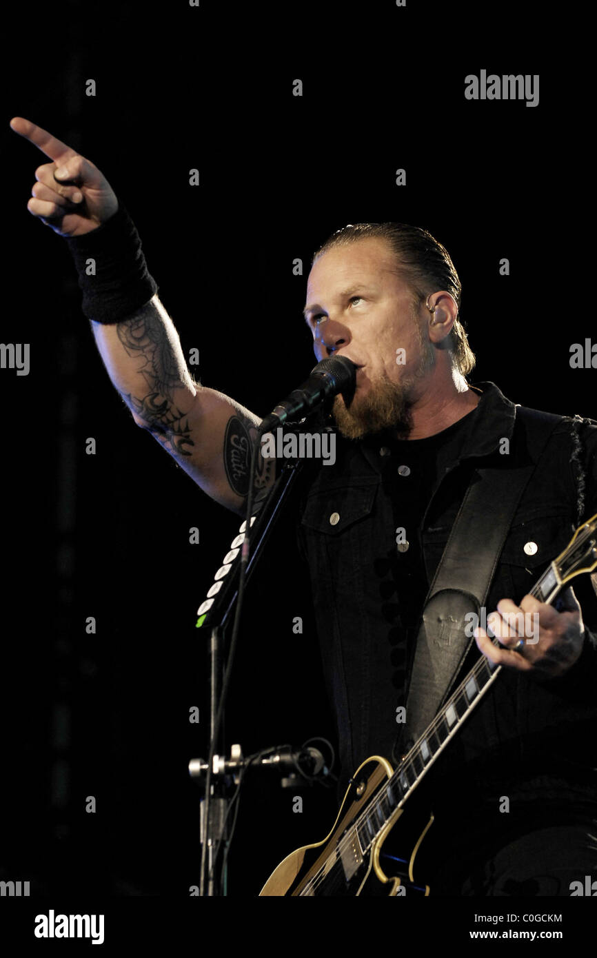 James hetfield of metallica -Fotos und -Bildmaterial in hoher Auflösung ...