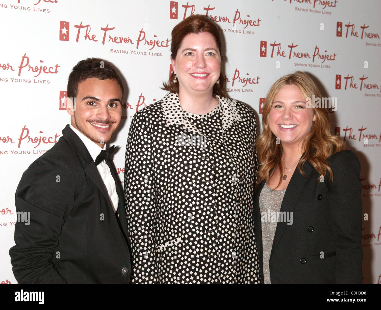 Adamo Ruggiero, Sarah Tomassi Lindman und Lauren Collins The Trevor ...