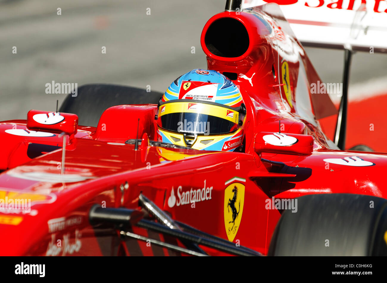 Fernando Alonso (ESP) in der Scuderia Ferrari F150th Formel1 Rennwagen ...