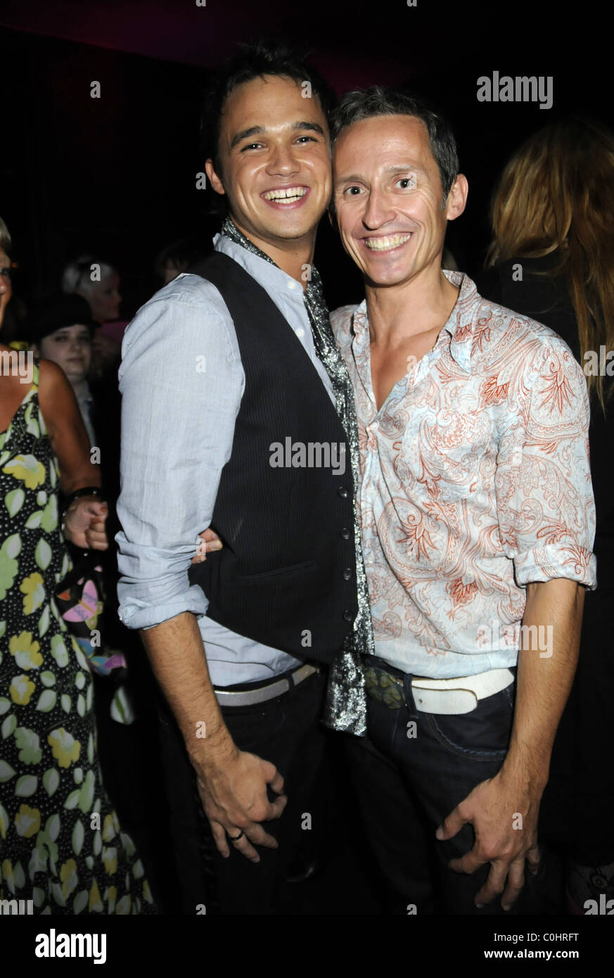 Gareth Gates und George Stiles 'einen Löffel Stiles und Drewe"am Her ...