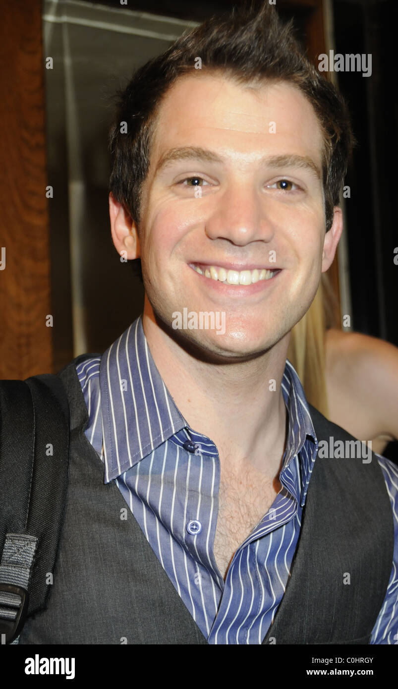 Daniel Boys "Einen Löffel Stiles und Drewe" am Her Majesty Theatre, wir ...