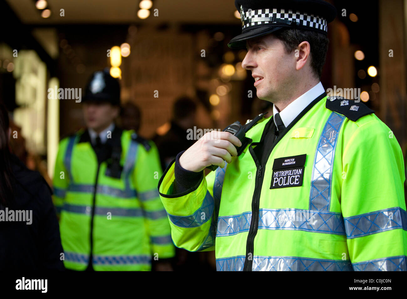 Inspektor polizei -Fotos und -Bildmaterial in hoher Auflösung – Alamy